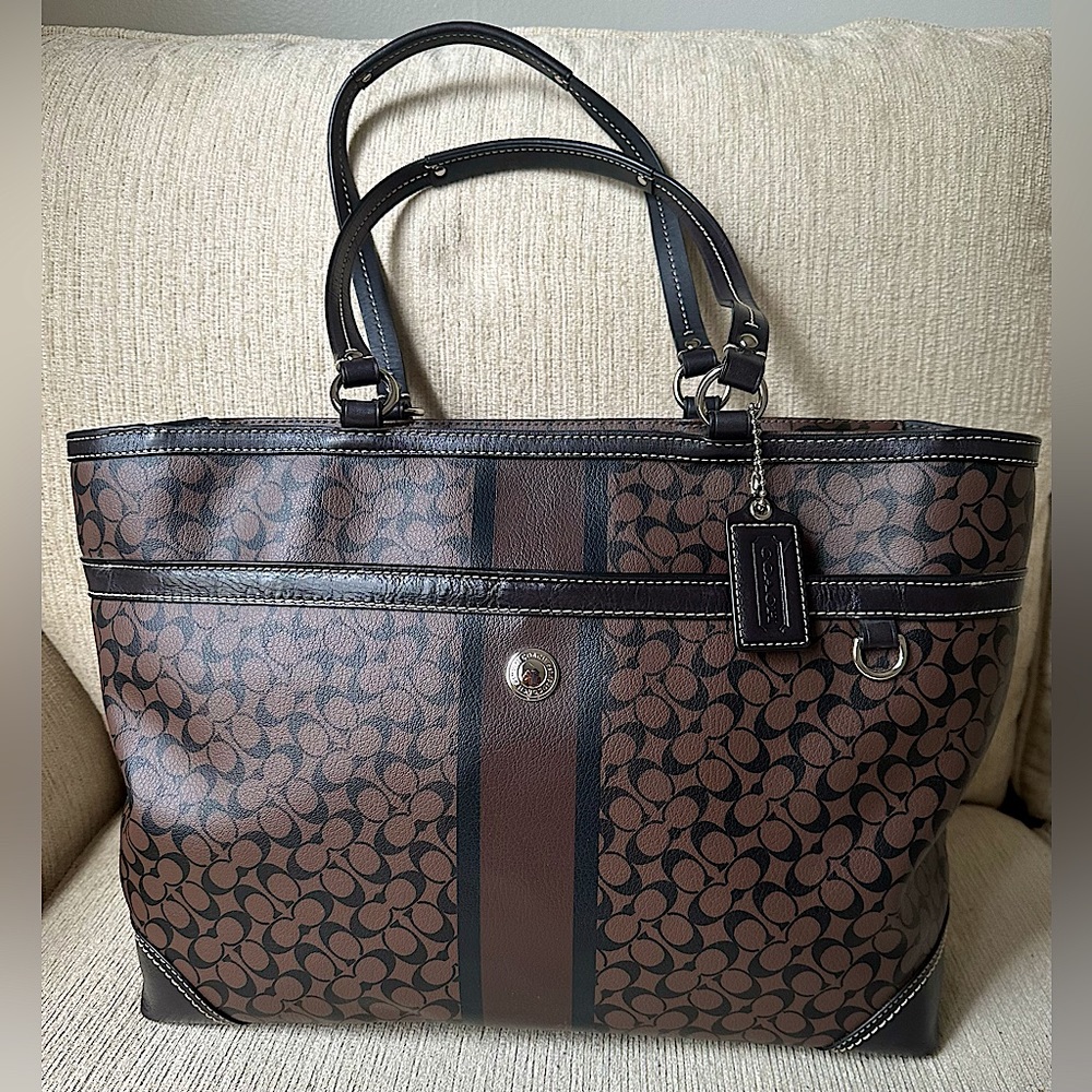 Authentic Coach Logo Genuine Leather Tote Bag Shoulde… - Gem
